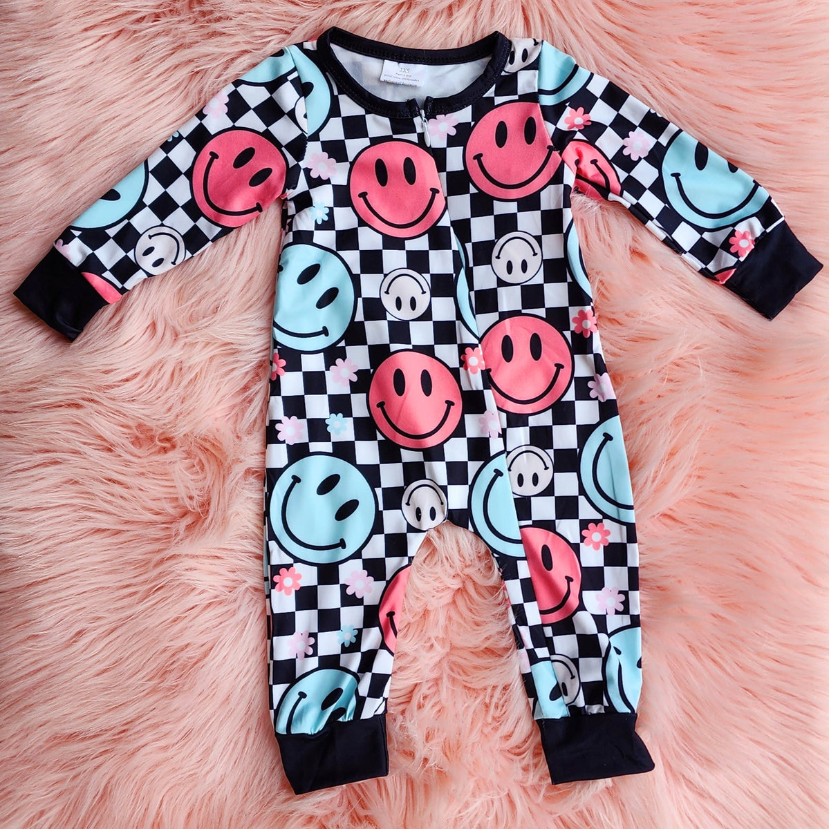 Checkered Smiley Sleeper – Swanky Tots